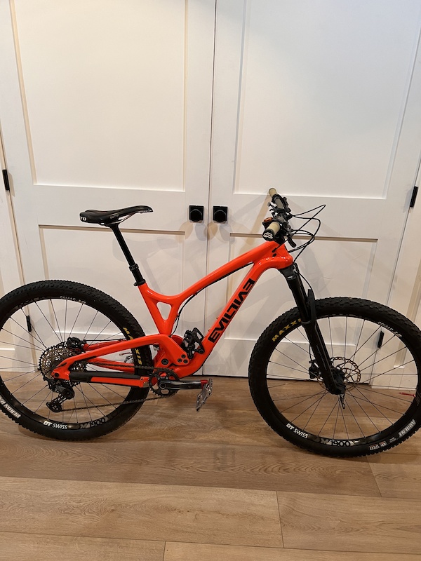 Evil following v1 medium For Sale