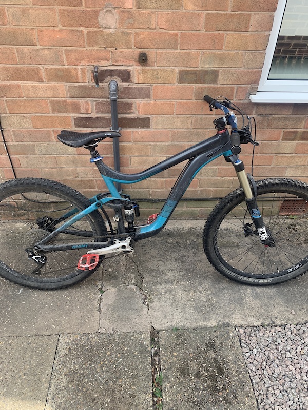 2015 Giant reign 2 enduro bike For Sale