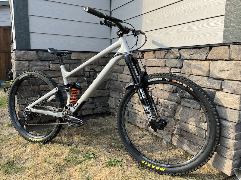 2022 RAAW Jibb Size XL frame Fox DHX2 For Sale