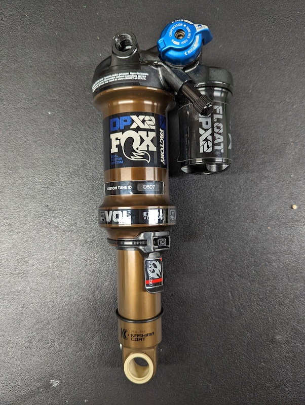 2021 Almost new Fox DPX2 For Sale