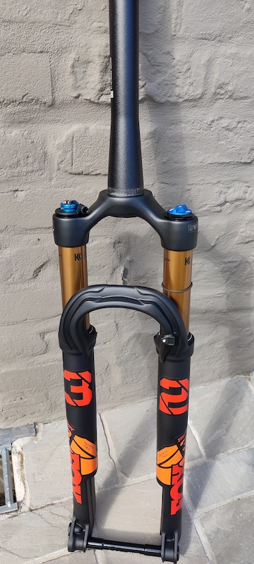 2022 Fox 32 Factory stepcast For Sale