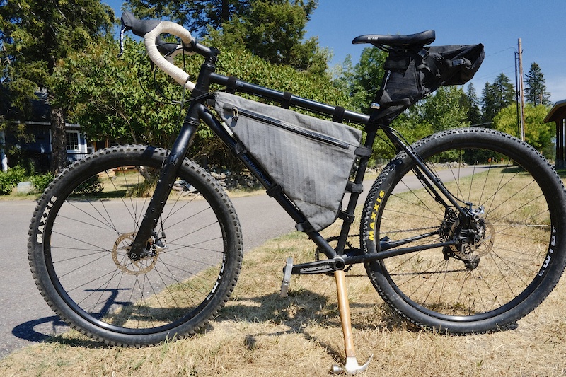 2020 XL Salsa Fargo. New parts & bikepacking bags For Sale