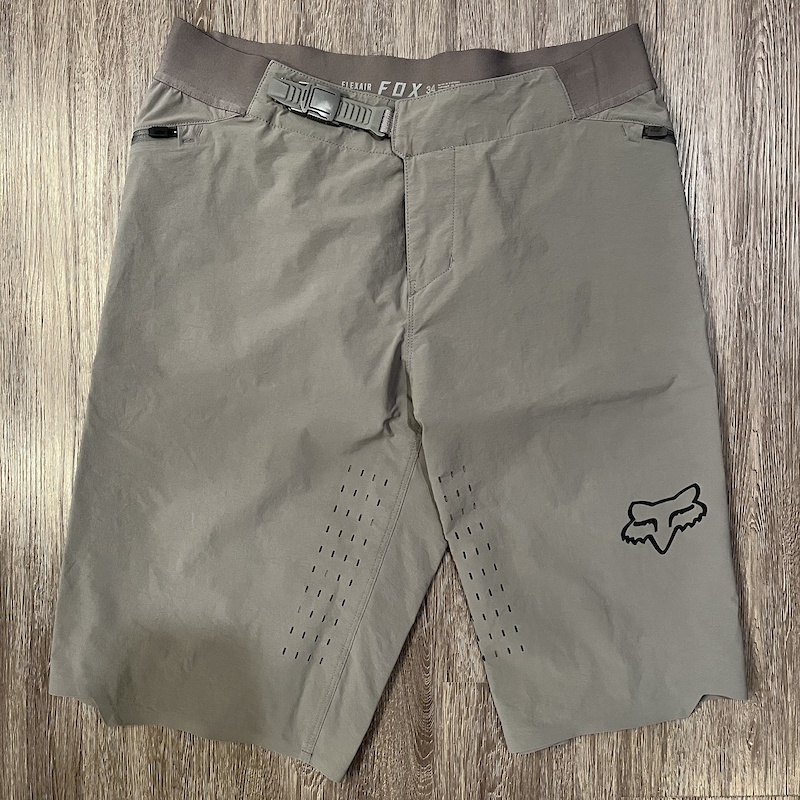 Fox Racing Flexair Shorts - Gray 34 For Sale