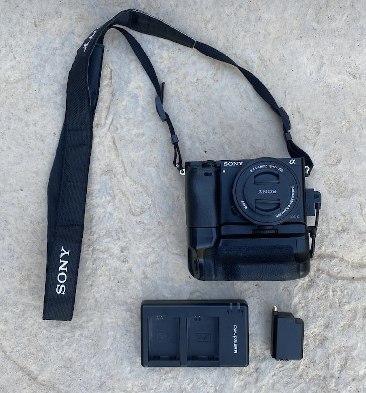 2014 Sony Alpha a6000 (With optional Accessories) For Sale