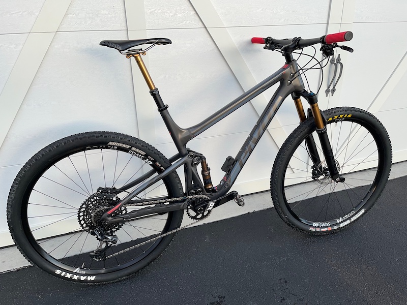 2020 Pivot Mach 4 SL XO1, size XL, LIKE NEW For Sale