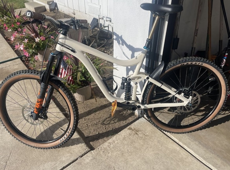 2017 Giant Reign 2 For Sale