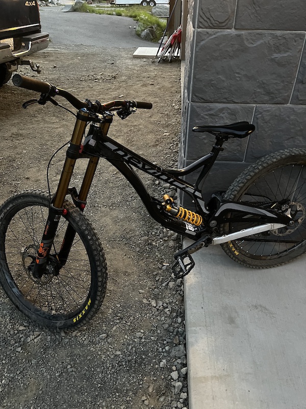 2019 Large Devinci Wilson For Sale