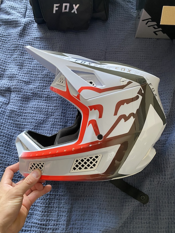 2022 BRAND NEW Fox RPC size Medium For Sale