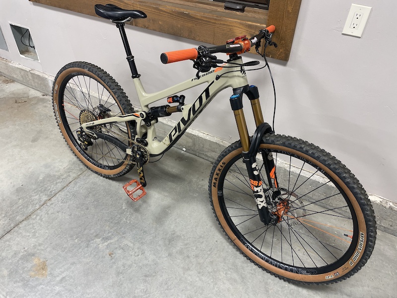 2020 Pivot firebird For Sale