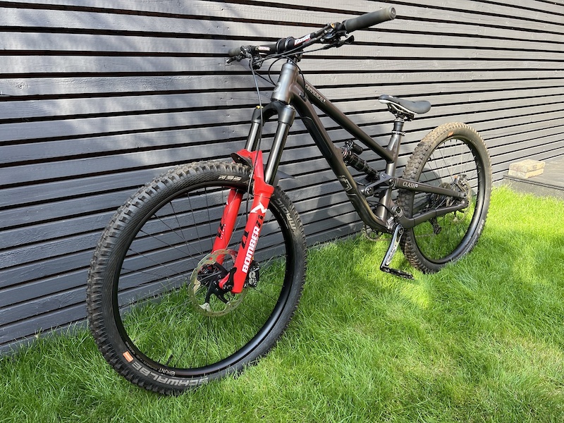 2022 Commencal Clash Dark Slate size Small (current model) For Sale
