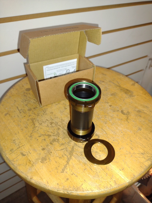 Cane Creek Hellbender 70 BSA 30mm bottom bracket For Sale