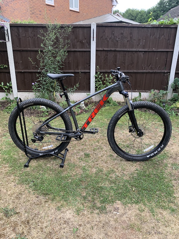 2021 Trek Roscoe 6 Large 27.5+ Hardtail For Sale