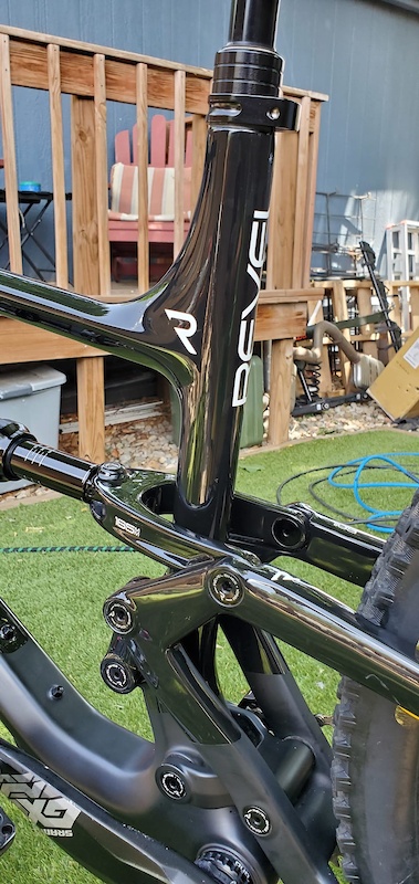 2021 XL Revel Rail FRAME/Fork/Shock; Tuxedo, 27.5, 165MM For Sale