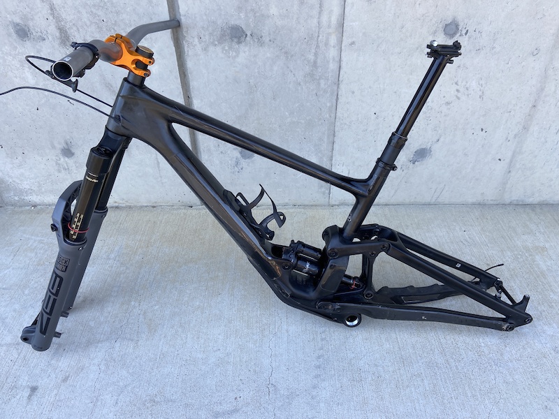 Specialized Enduro S4 frame with extras For Sale