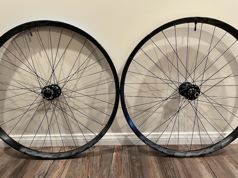 2022 New Raceface AR35 Factory hubs Super boost For Sale