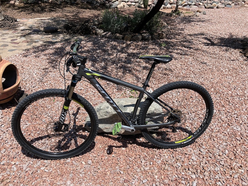 Scott Scale 950 Medium For Sale