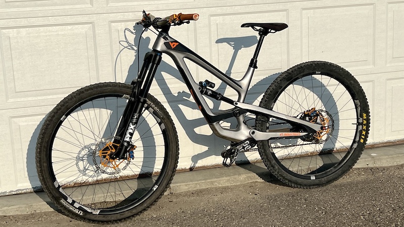 2019 Capra Pro Race For Sale