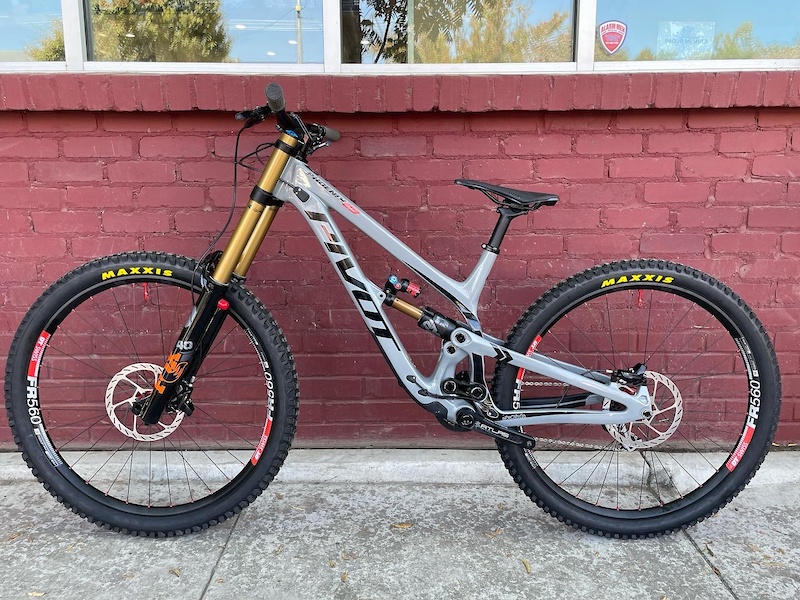 2022 Pivot Phoenix Medium Custom Sram Build For Sale
