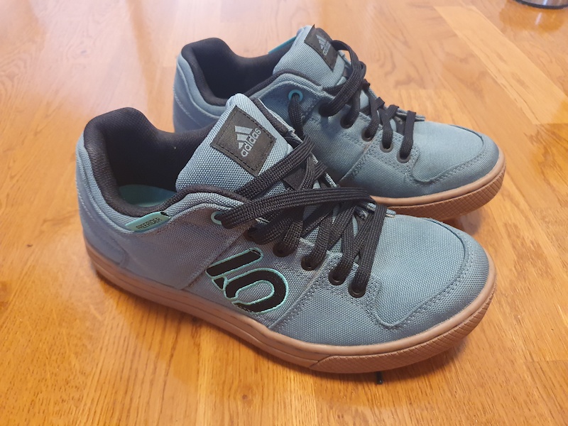 2022 Five Ten Freerider Primeblue, women's US9 - like new! For Sale