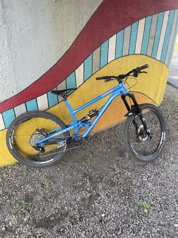 2020 Commencal Clash Essential XL For Sale