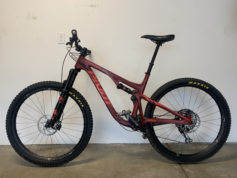 2020 Pivot Trail 429 Size L, Race X01, I9 enduro wheels For Sale