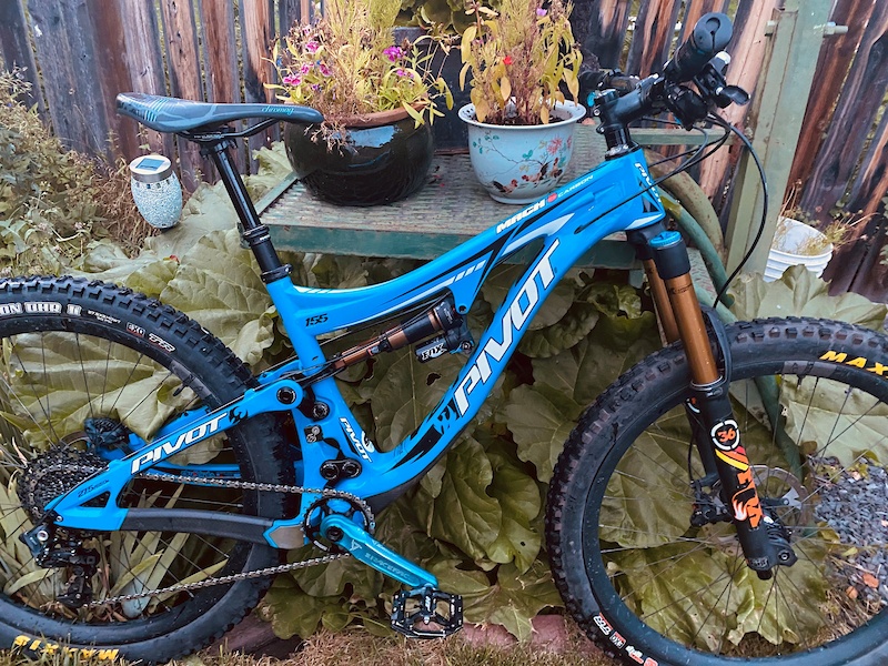 2017 Pivot Mach 6 Carbon For Sale