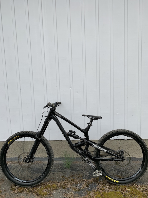 2018 Commencal Furious 27.5 Medium For Sale