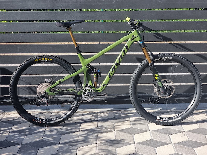 2021 Pivot Switchblade For Sale