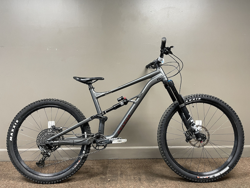 2021 Specialized Status For Sale