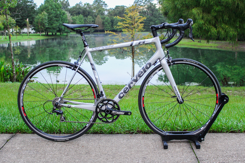 2014 Cervelo R3 - 17lbs - Full carbon Roadie - Clean! For Sale