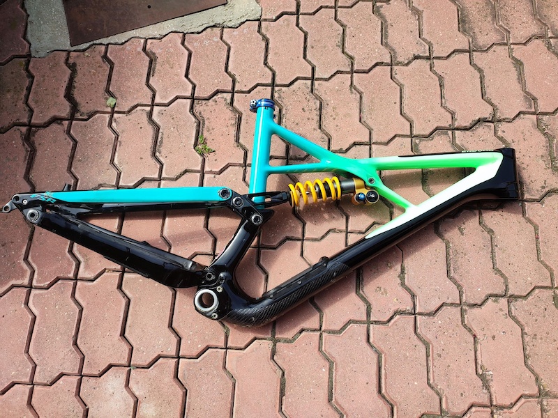 2018 Specialized enduro pro carbon For Sale