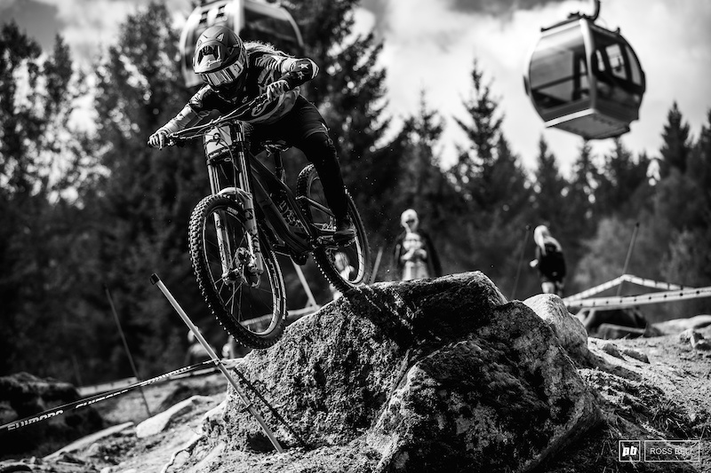 in-edinburgh-scotland-photo-by-rossbellphoto-pinkbike