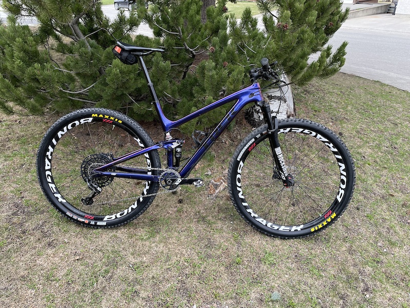 2019 PRICE DROP Large top fuel XO1 full carbon For Sale