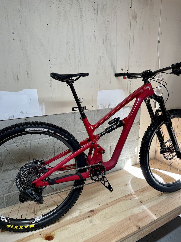 2022 Revel Rail29 For Sale