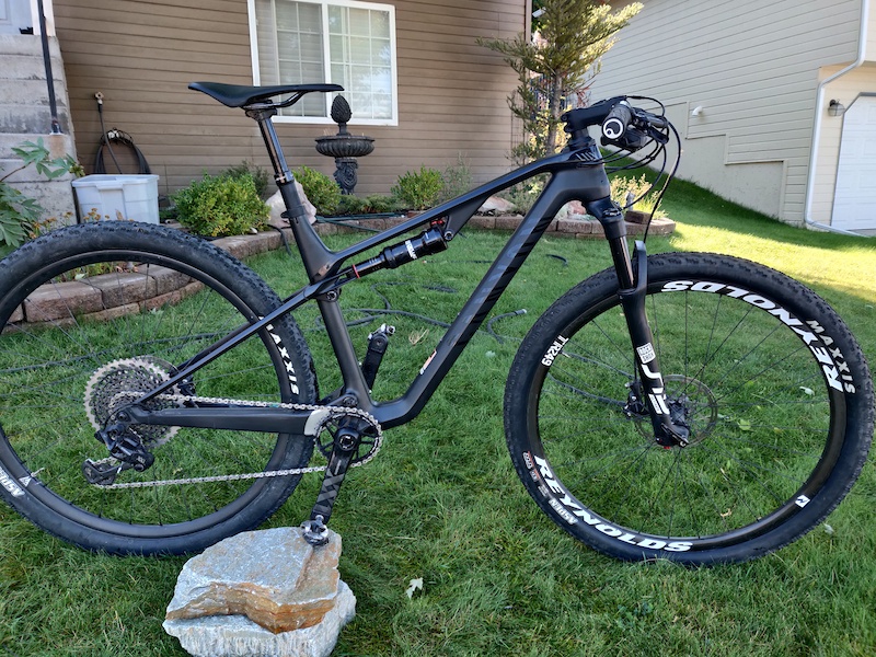 2020 Canyon Lux CF SLX (All XX1) 9.0 For Sale