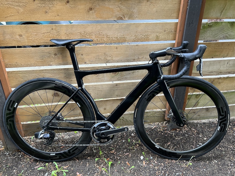 2020 3T Strada size small/52 loaded For Sale