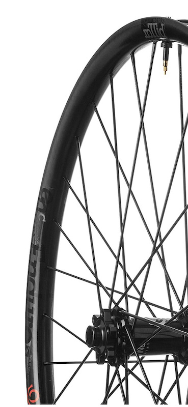 2019 Industry Nine Enduro Pillar Carbon Torch Boost For Sale