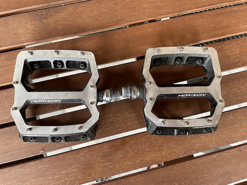 2021 Nukeproof Horizon Pro DH Flat Pedals For Sale