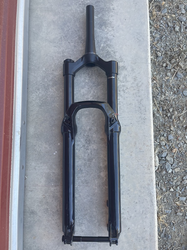 2023-lyrik-ultimate-charger-3-rc2-black-29-44os-160mm-for-sale