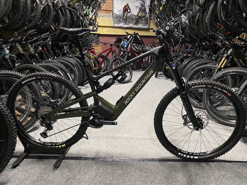 2022 Rocky Mountain Altitude Powerplay C70 XL For Sale