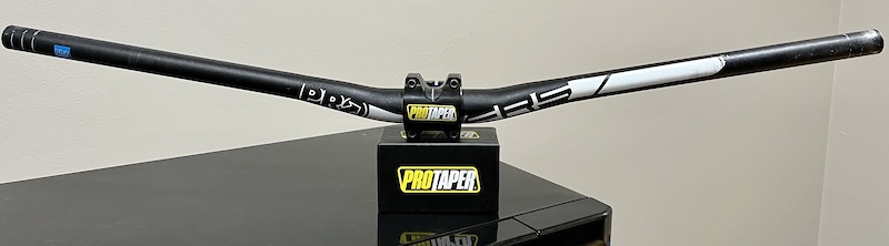 2022 Shimano Pro FRS bars 31.8 w/ Protaper 35mm reach stem For Sale