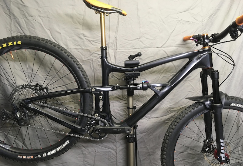 2020 Ibis Ripley V4 Carbon Frame, MRP Fork plus parts For Sale