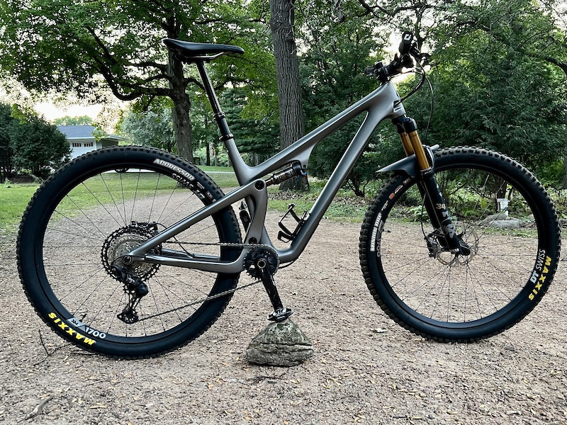 2021 Yeti SB115 T1 Large Anthracite For Sale 2021 Yeti SB115 T1 Large Anthracite For Sale