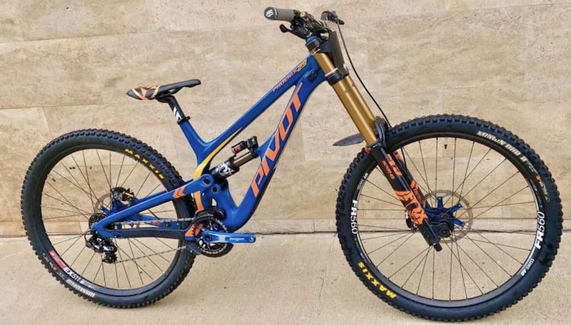 2020 Pivot Phoenix dream build For Sale