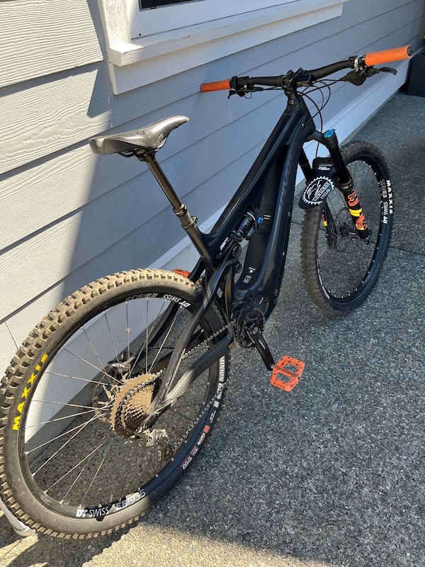 2020 Pivot Shuttle Race XT For Sale