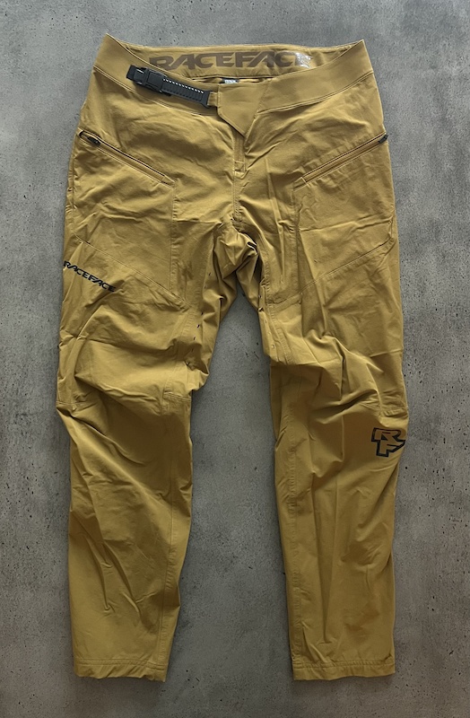 2022 RF Indy pant size medium For Sale