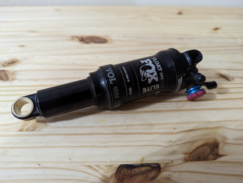 2019 Fox Performance Float DPS remote, 6.5x1.5˝ 165x38 For Sale