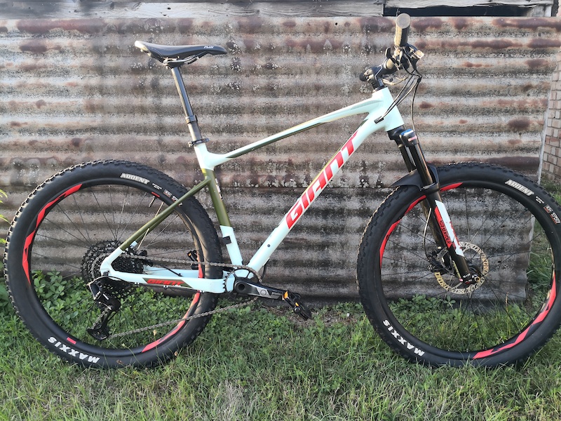 2019 Giant Fathom 2 Large For Sale