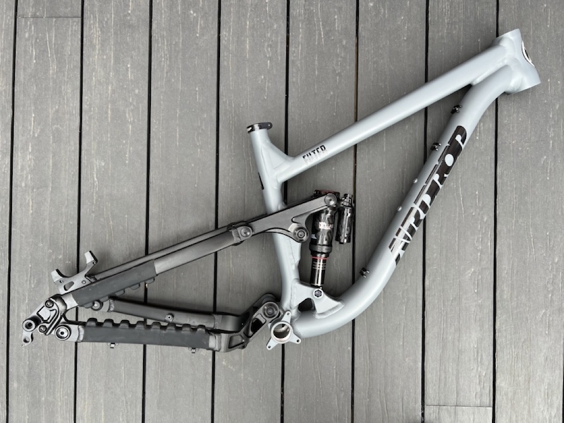 2022 Airdrop Filter and Rockshox Super Deluxe Air Ultimate For Sale