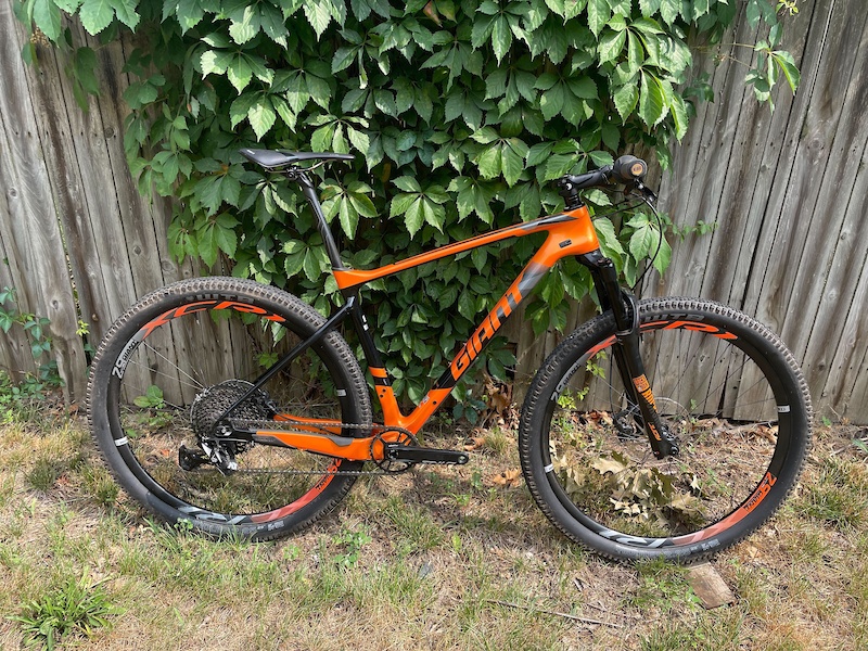 2019 Giant XTC Advanced +2 Large For Sale